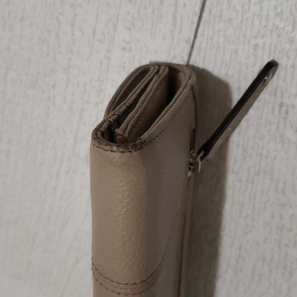 Tignanello | Bags | Tignanello Nude Pebble Leather Trifold Wallet ...